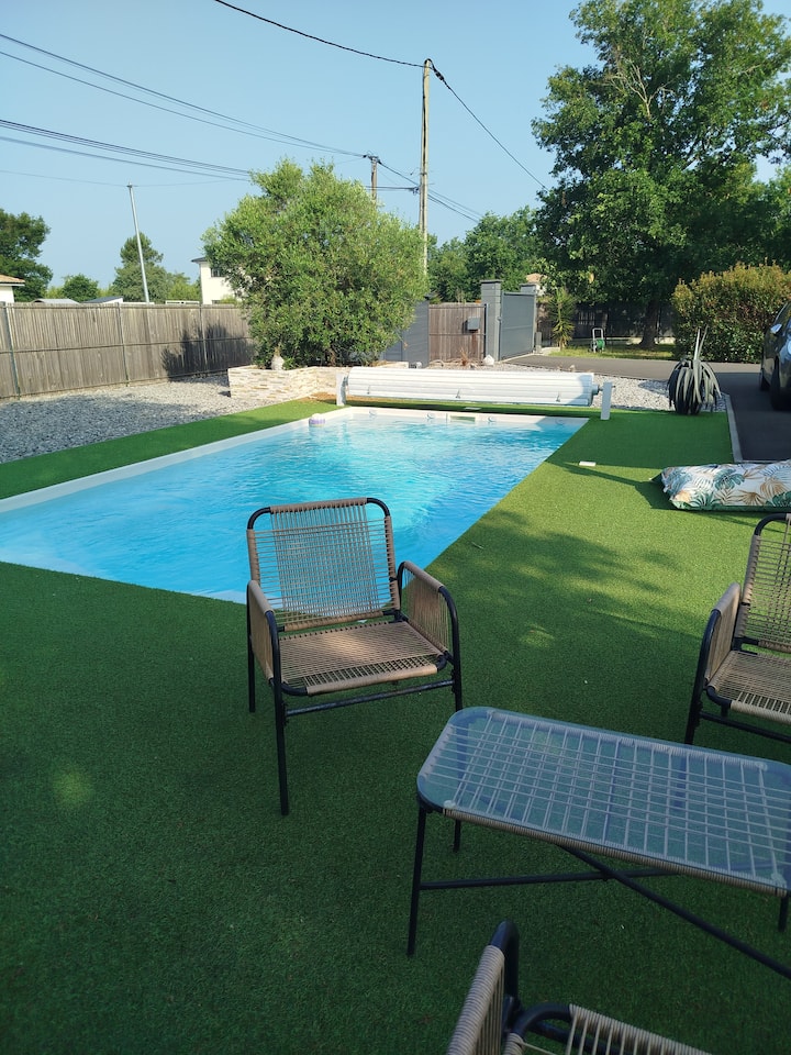 Maison Avec Piscine - Hostens