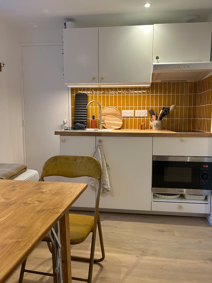 Studio Aime Pratique Et Bien Placé - Aime