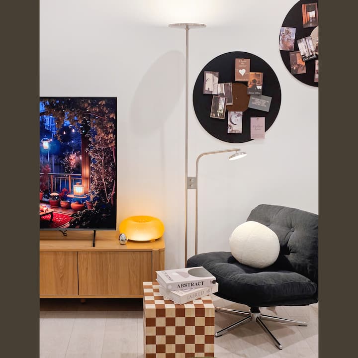 'Vinyl' · 1-br Apt In The Heart Of Burwood - Strathfield