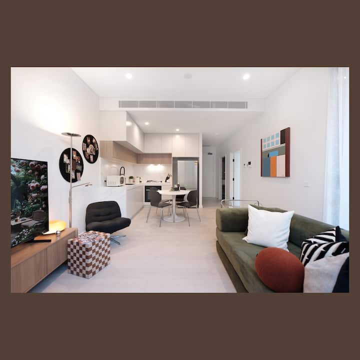'Vinyl' · 1-br Apt In The Heart Of Burwood - Burwood