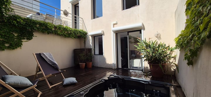 Maison 3 Chambres/4 Terrasses/jaccuzy Et Parking. - Marsella
