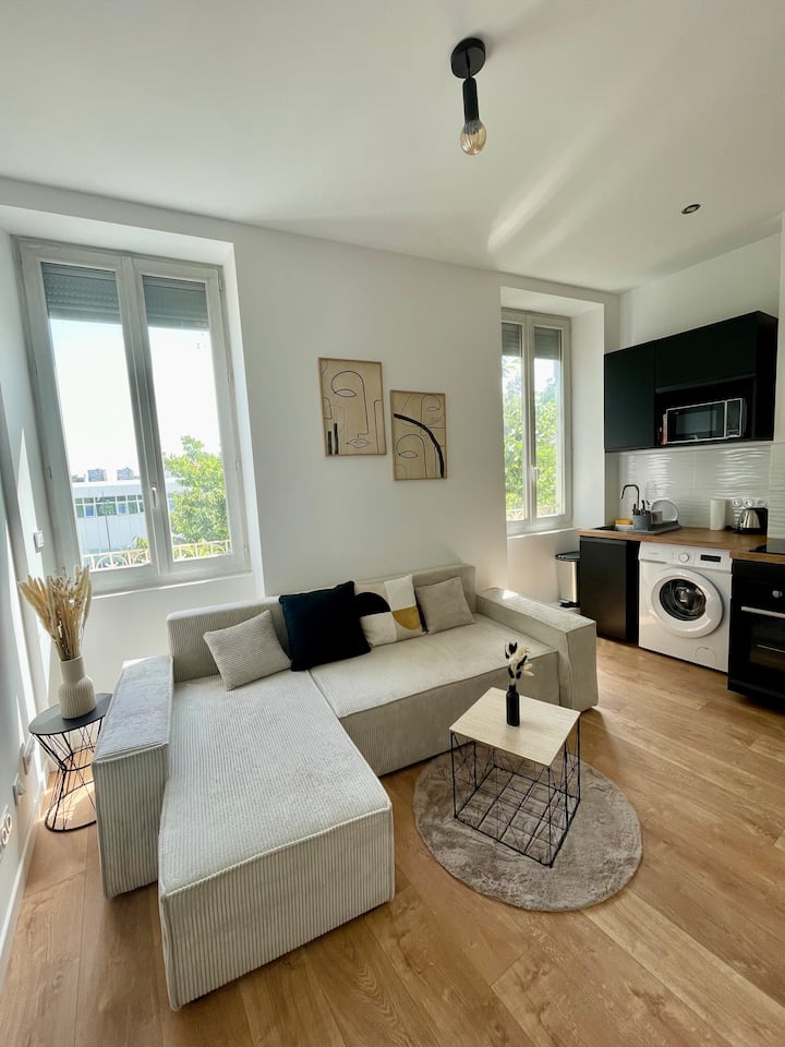 Studio Lumineux Et Cosy à 15 Min Du Centre De Lyon - Villeurbanne