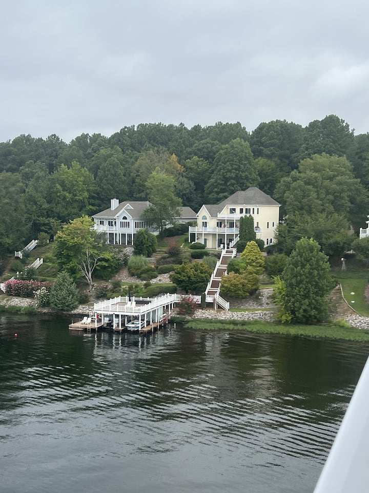 Beacon Hill At Lake Gaston - Lake Gaston