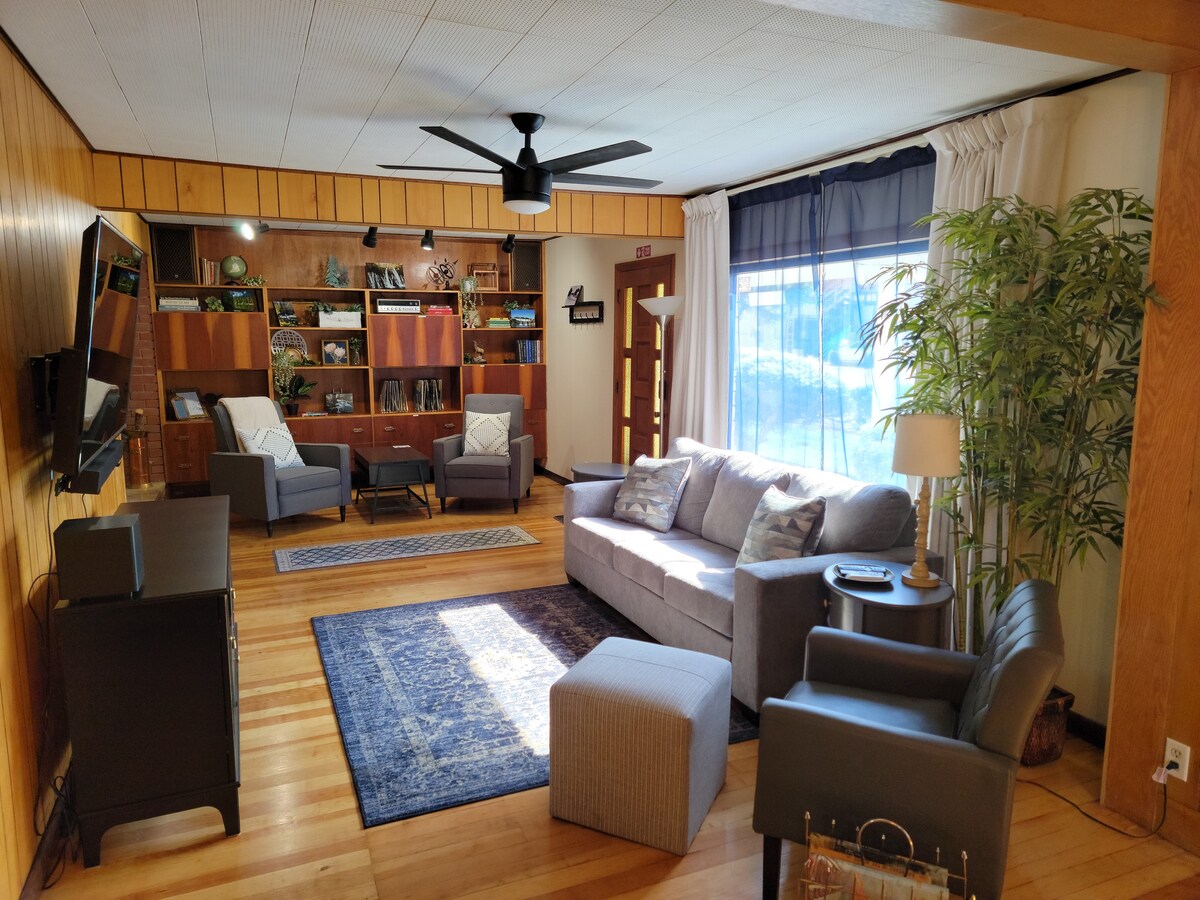 Cottage Carlton - Maisons à louer à Burney, Californie, États-Unis - Airbnb