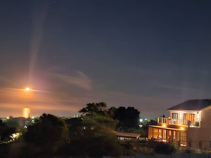 Revival House Room 2 - Jeffreys Bay