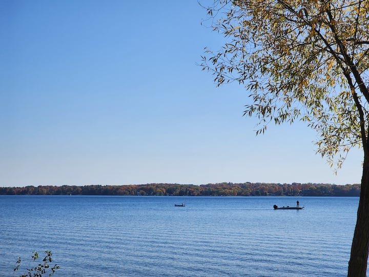 Emerald Retreat With Koi Pond - Barrie