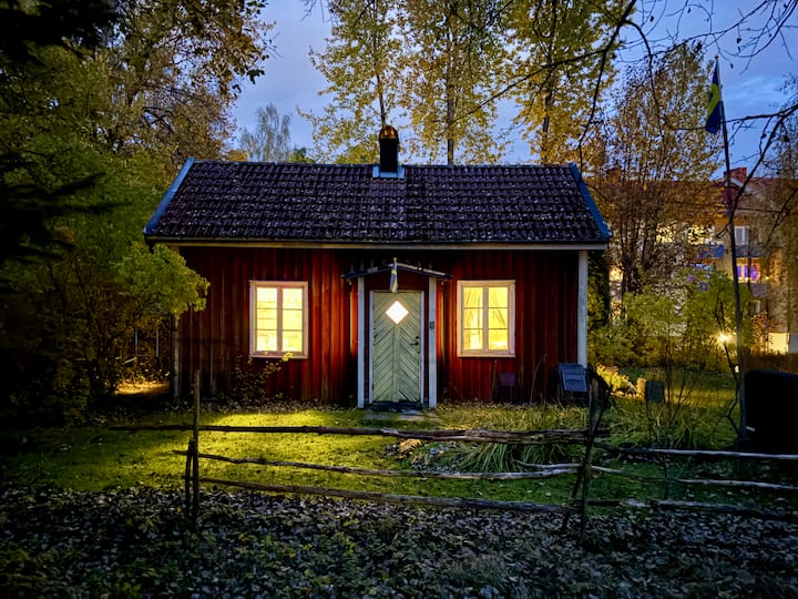 Rustic Cottage • Central Borås - Borås