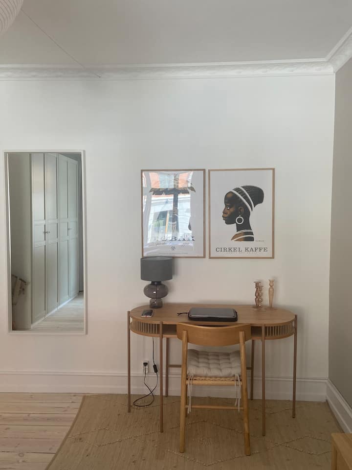 Super Fin Lejlighed På ØSterbro - Copenhagen