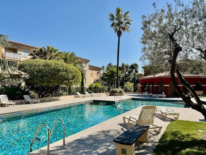 Bright And Cosy Apartment In The Centre Of St-tr. - Saint-Tropez