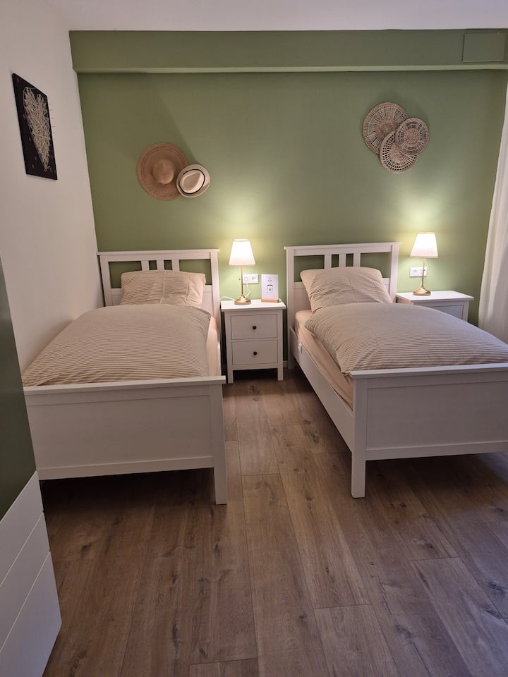 Zimmer Mit Bad Im Einfamilienhaus In Hagen Nord - Hagen