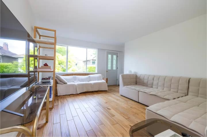 2bdr Home With Mountain View Near Main & Fraser - 列治文