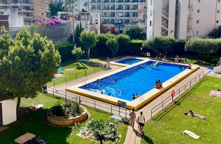 Apartamento Con Piscina. - Salou