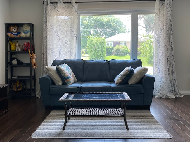 Modenreno Familyfriendly Bungalow, Near Go & Parks - Vaughan