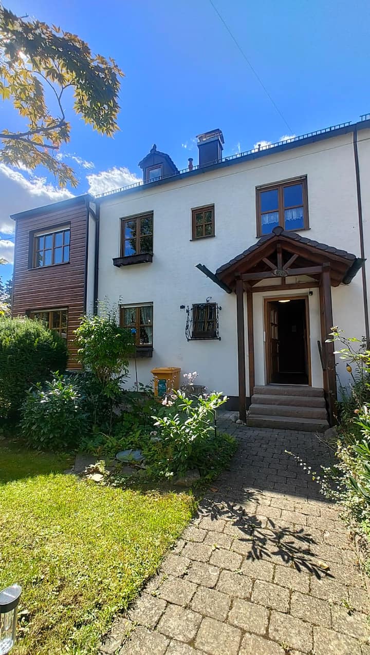Ferienwohnung Vroni - Hochzoll Süd - Ried