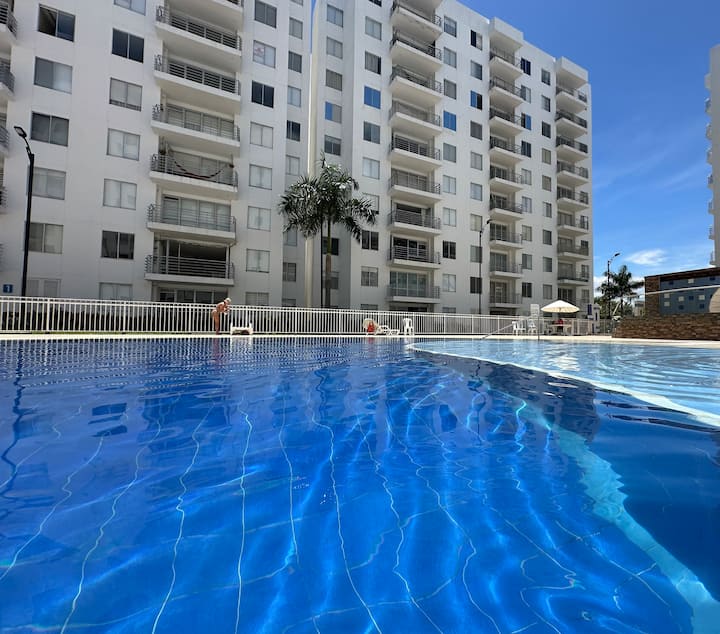 Paraíso Para Ti En Girardot Piscinas Y Naturaleza. - Girardot