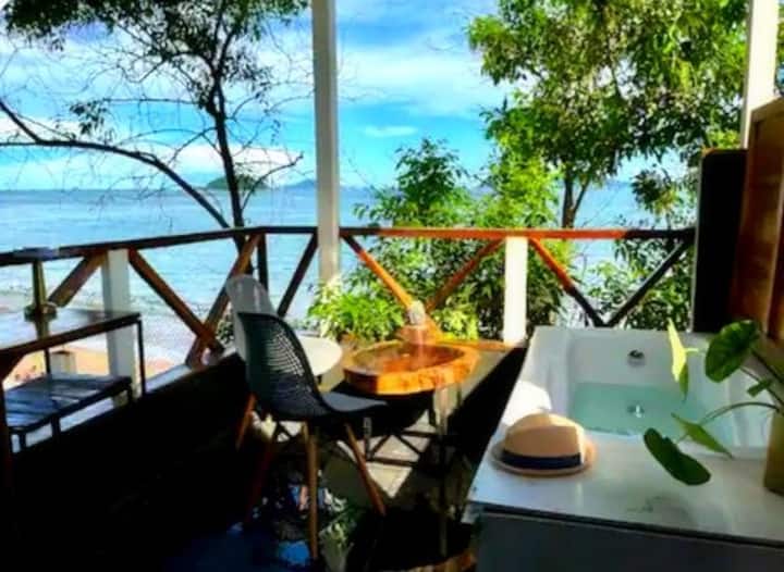 On The Beach. Entire Floor With Oceanfront Terrace - Panama