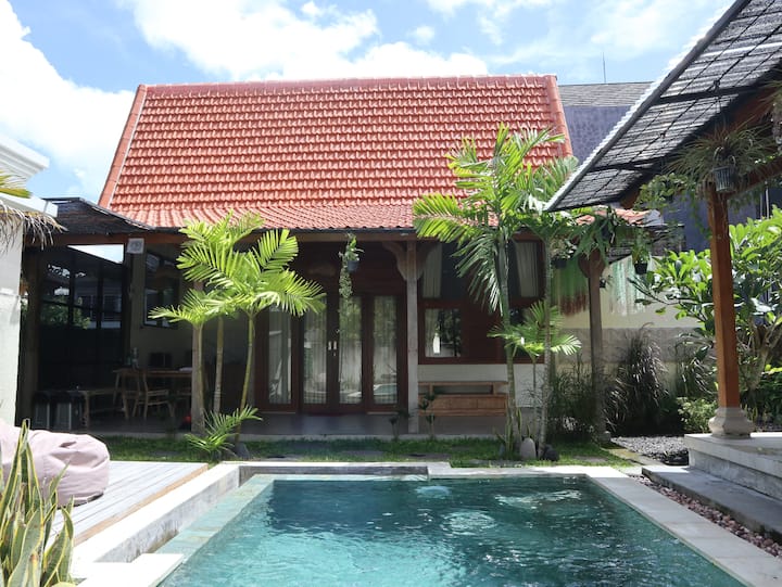 Umah Kaje Villa - デンパサル