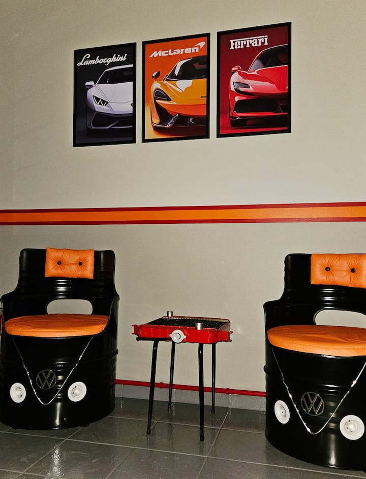 Joey's Garage - Águas de Lindoia