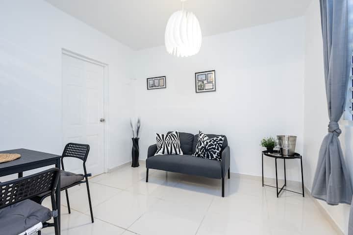 Cozy 2br Aparment | Quiet & Clean - Guaynabo