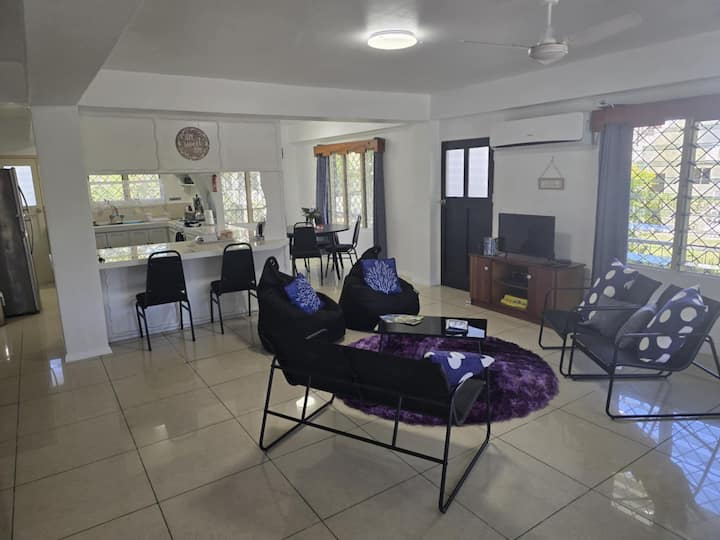 Spacious "Grace Abode" Namaka & Nadi Airport - Fiji