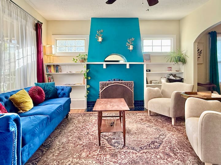 Land Park Bungalow With Hot Tub And Outdoor Oasis - Sacramento, CA