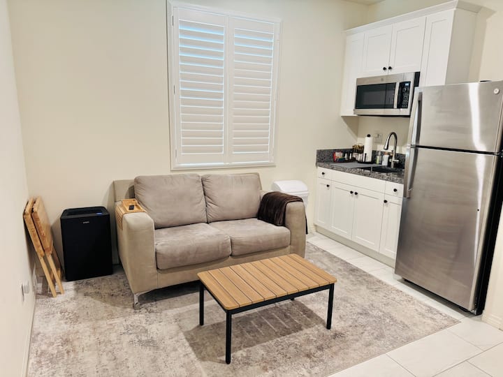 Private Entry Guesthome In Ontario Ranch Eastvale - Eastvale, CA