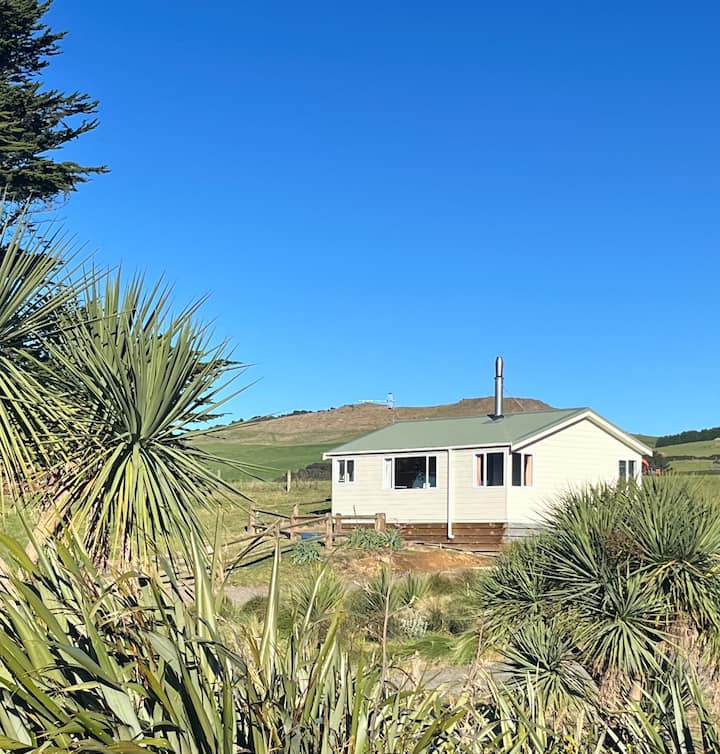 Kowhai Cottage, Cute & Cosy - Riverton/Aparima