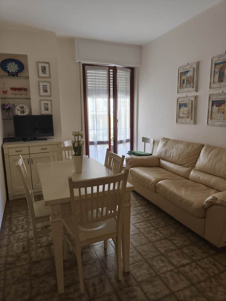 Appartamento Vista Mare A 2 Passi Dalla Spiaggia - Alassio