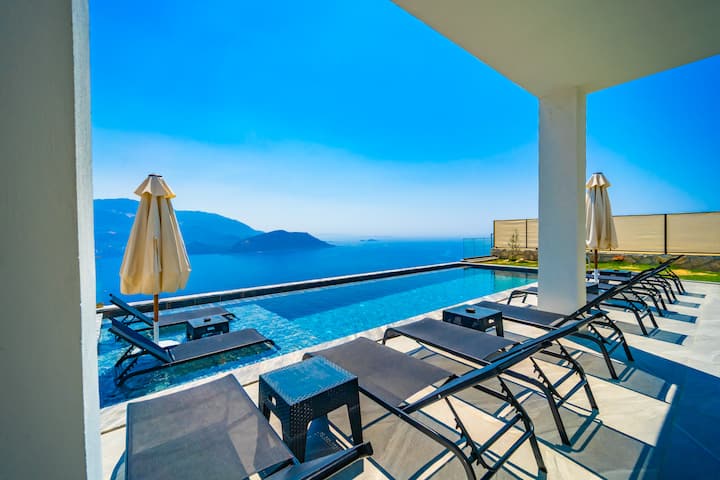Panaromik Deniz Manzaralı Villa - Kalkan