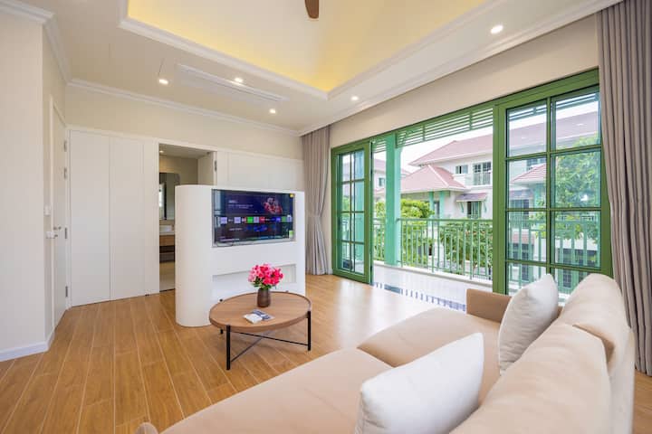 Lyn’s Villa Tropical 4br With Pool - Phú Quốc