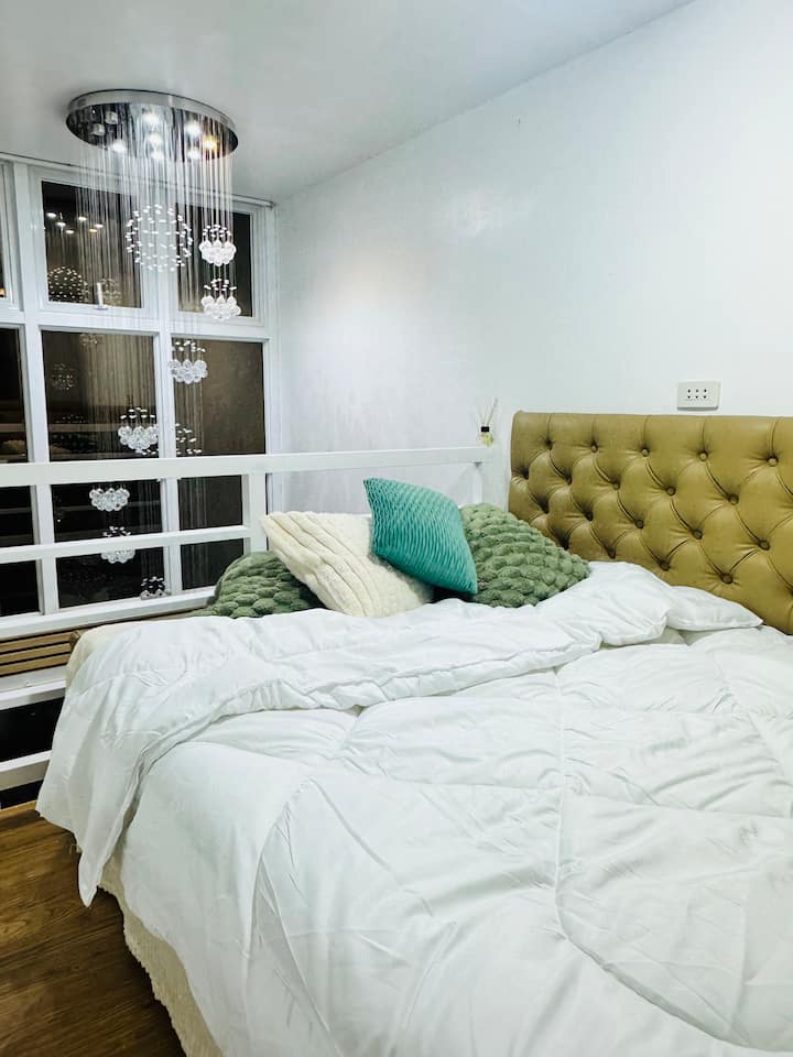 Modern Loft With Pond/gardennear Airport And Beach - Puerto Princesa