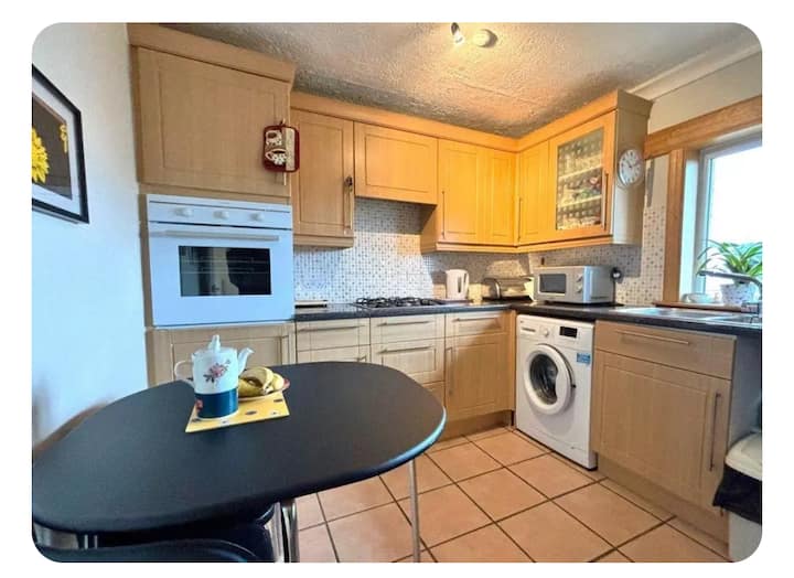 Only 15 Miles From Edinburgh! Ideal Commute! - Dalgety Bay
