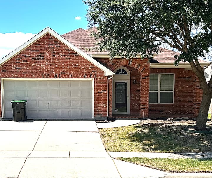 You’re Home Away From Home! - Little Elm, TX