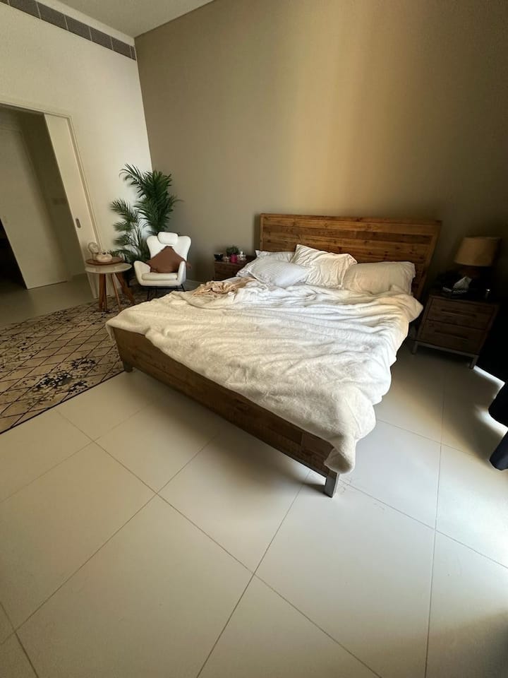 Elegant Reem Island 1bhk Apartment | Big Balcony - Abou Dabi