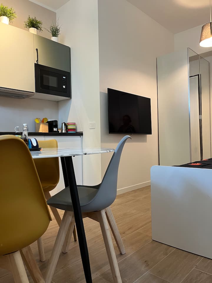 Eli Flat 15 Min From Duomo - Milán