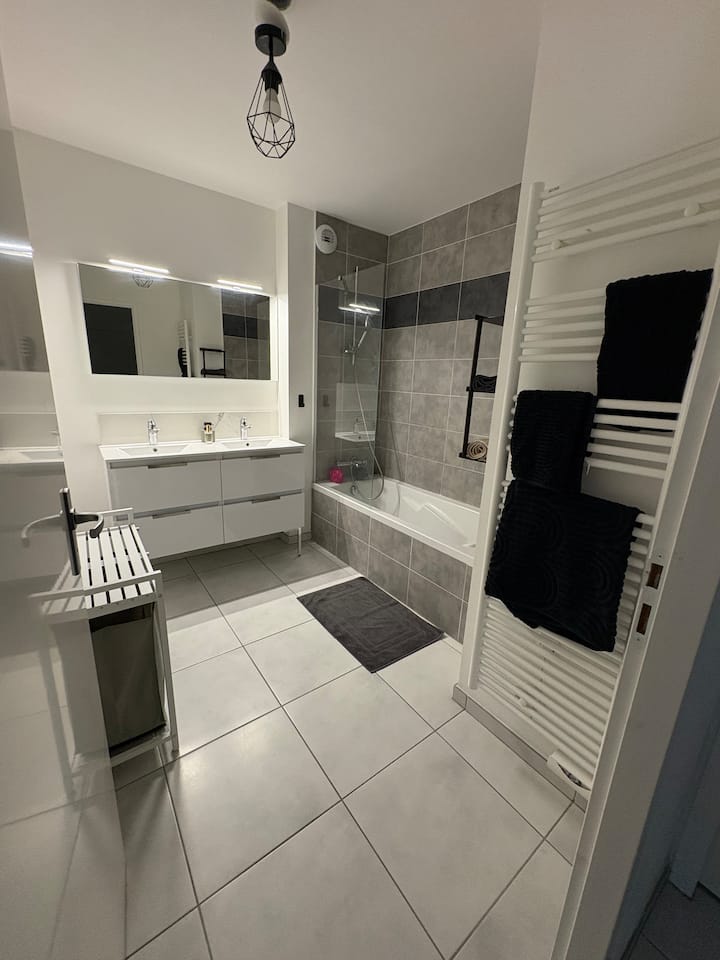 Appartement Cosy - 5m Aéroport - Ferney-Voltaire