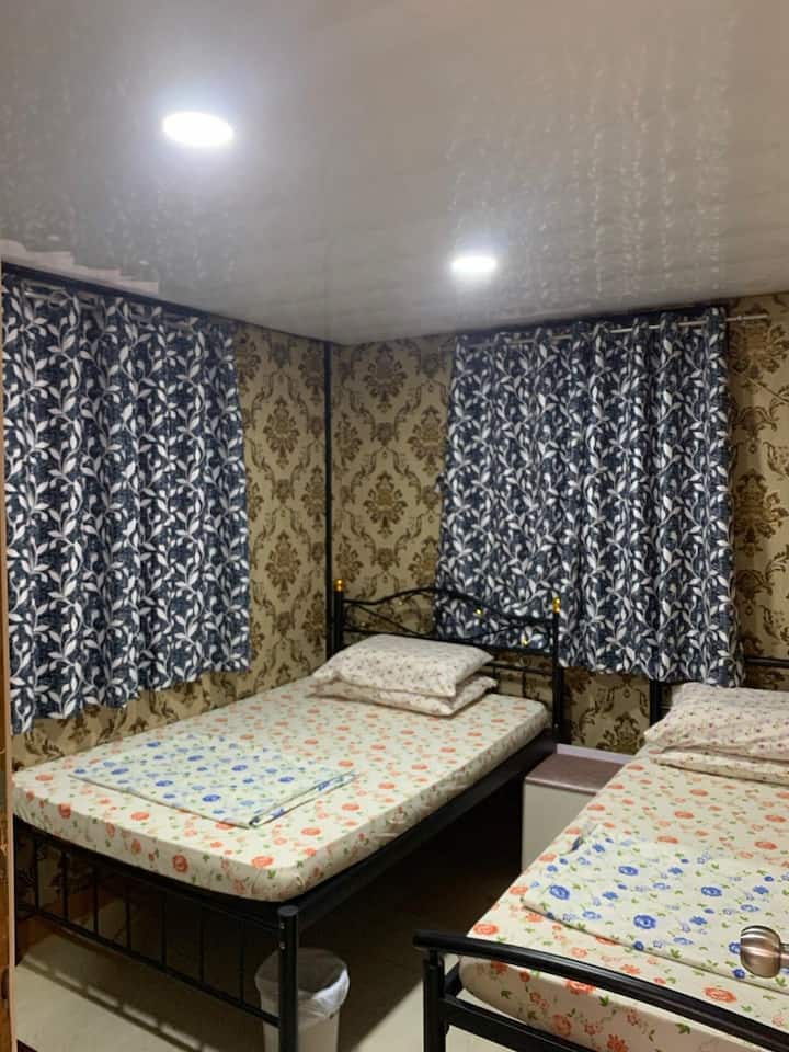 Tsim Sha Tsui Guestrooms - Hong Kong
