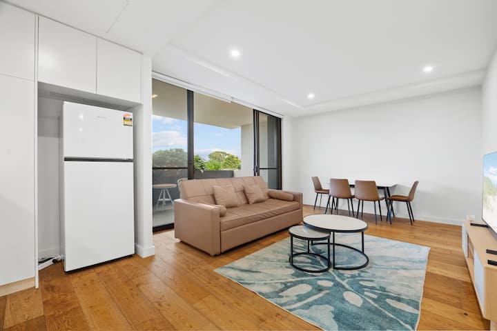 Relaxed Coastal Vibe | 1br Near Shops & Train - Bundeena