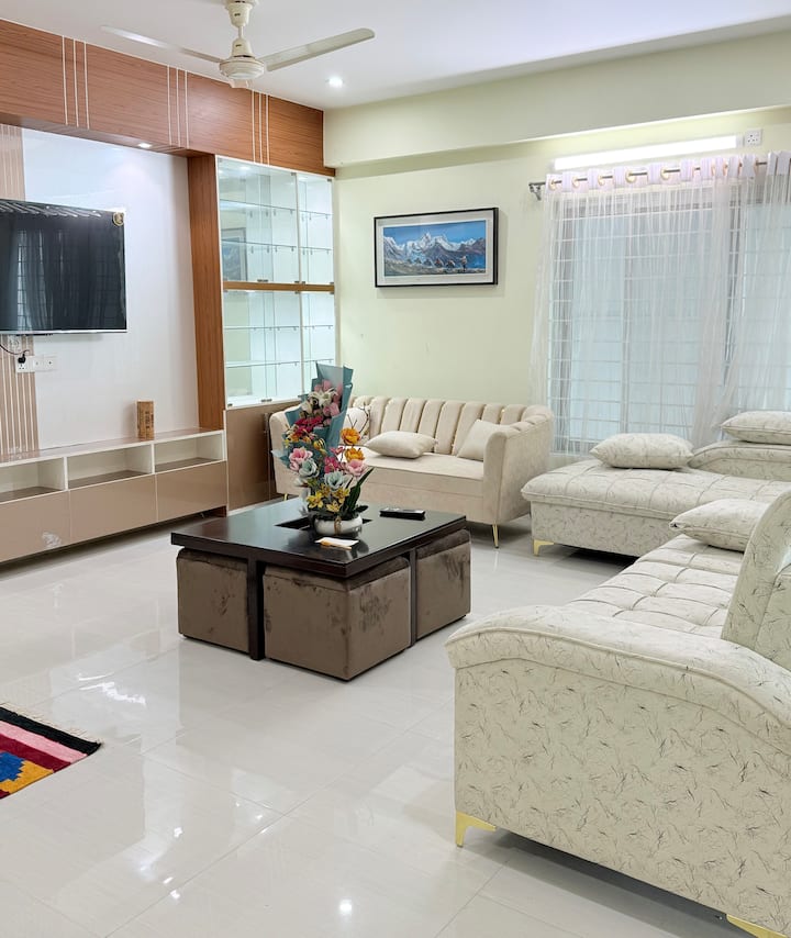 Nearby Evercare | Airport 20 Minutes Drive - Dhaka