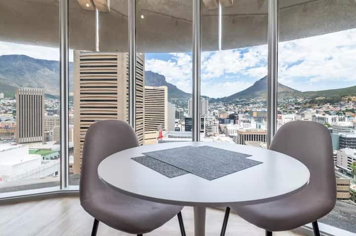 Gold Luxury 2 Bedroom With A Stunning View - Cape Town