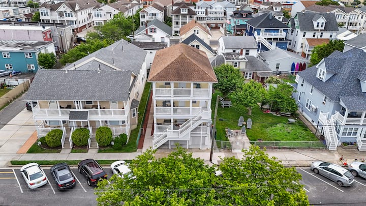 Family Fun Beach House - Wildwood, NJ