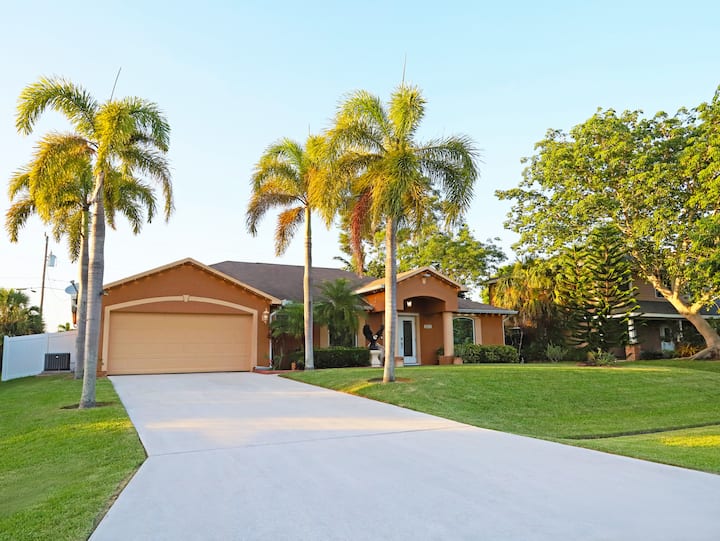 South Florida Vacation Haven! - 포트 St. 루시