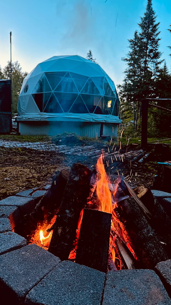 Woody Acres Glamping Dome - New Brunswick
