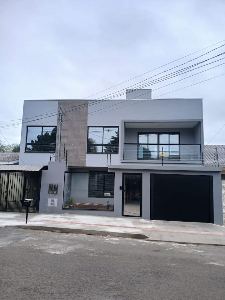 Studio D
Suíte Com Banheiro Privativo - Passo Fundo