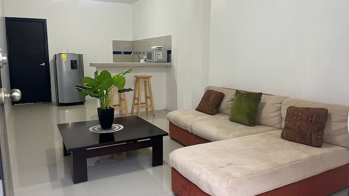 Exclusiva Suite En Urbanización - Portoviejo