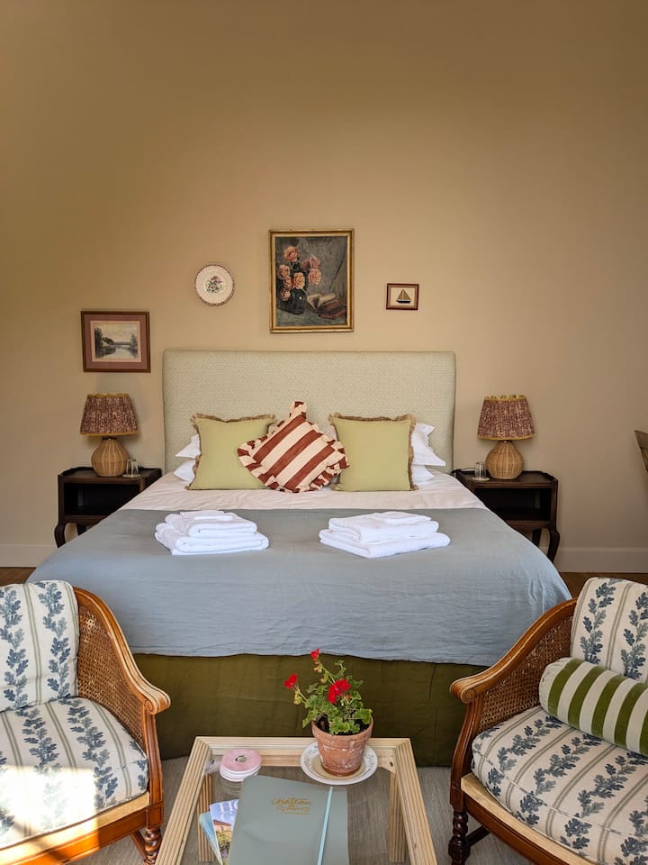 Luxury Room With Breakfast At Chateau De Pomiro - Eauze