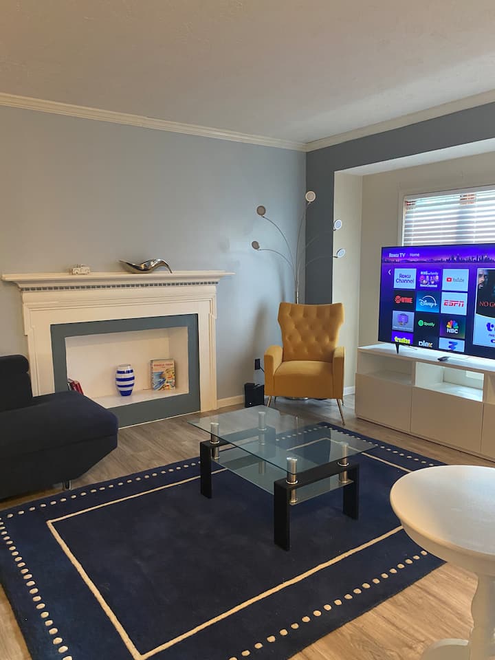 Luxe 2br Condo, W/patio Close To Ur, Strong & Rit. - Rochester, NY