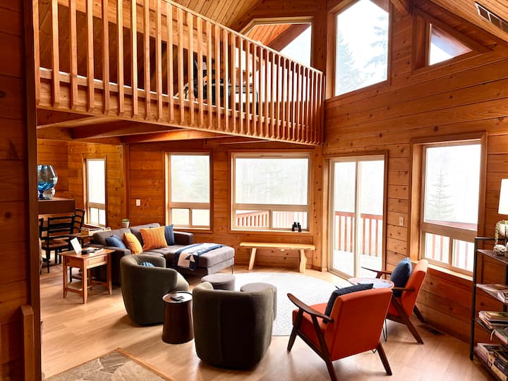 Dog-friendly, Game Room, New Hot Tub Feb 2026 - La Conner, WA