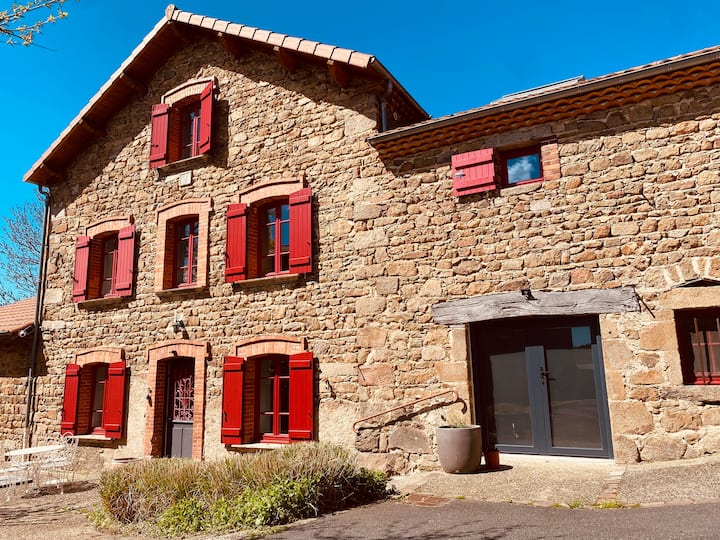 Gîte Le Nid Douillet
4 Voyageurs - Puy-de-Dôme
