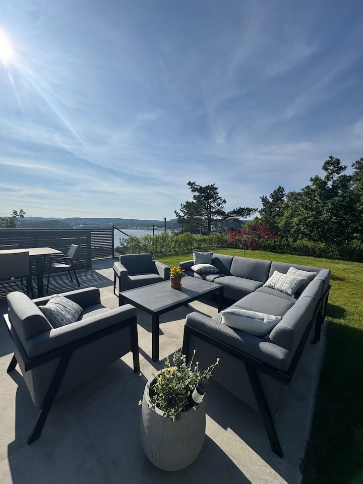 Privat, Solfylt, Kort Vei Til Dyreparken Og Strand - Norvegia